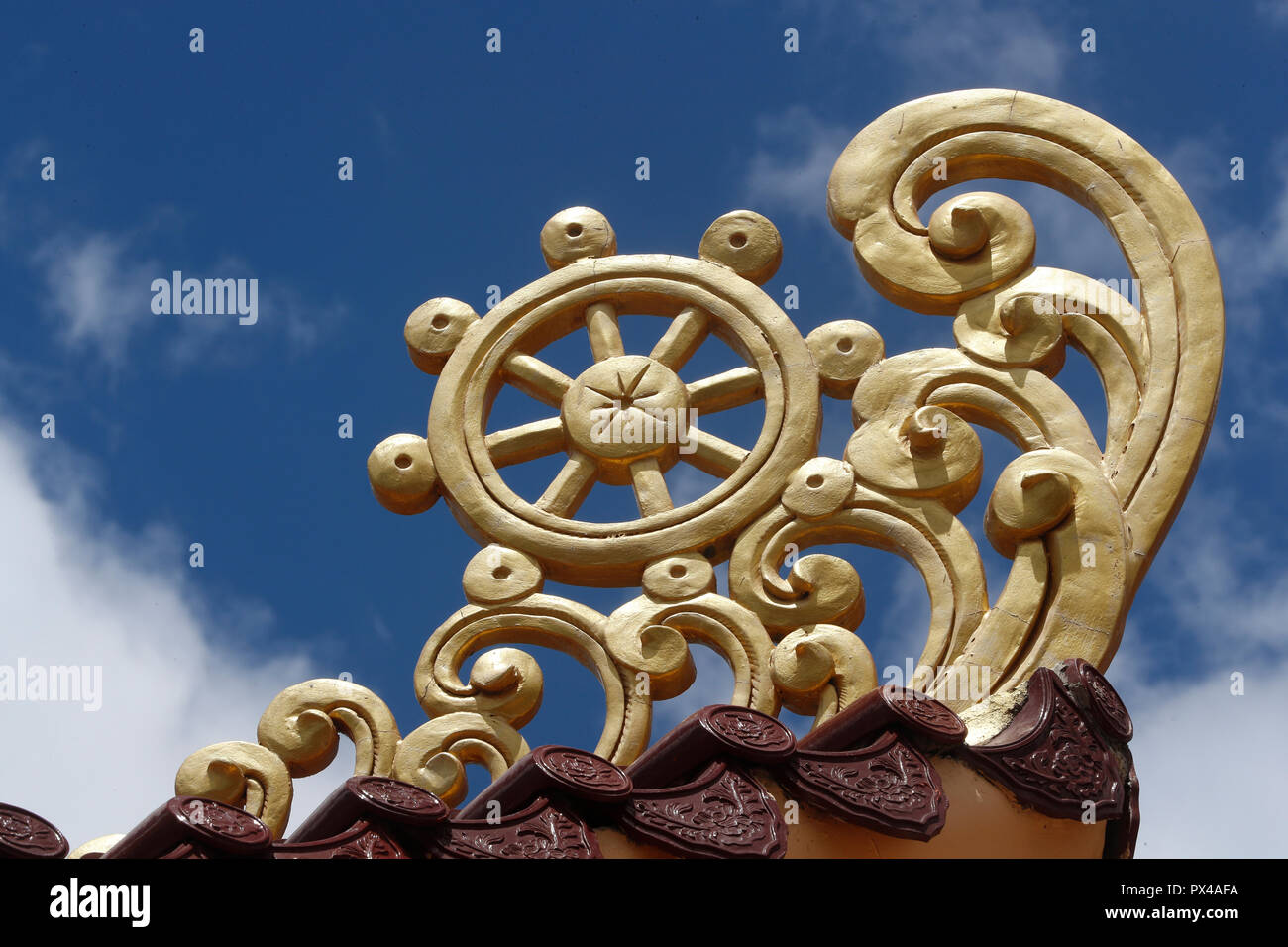 Dharmachakra hi-res stock photography and images - Alamy