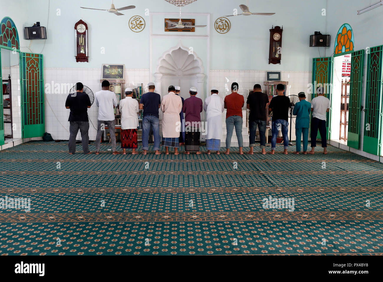 Saigon Central Mosque. Muslims praying. Salat. Ho Chi Minh City ...