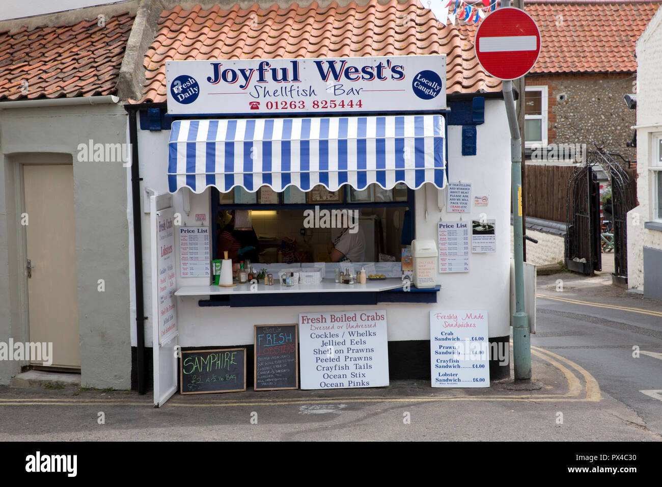 High street sheringham norfolk england hi-res stock photography and ...