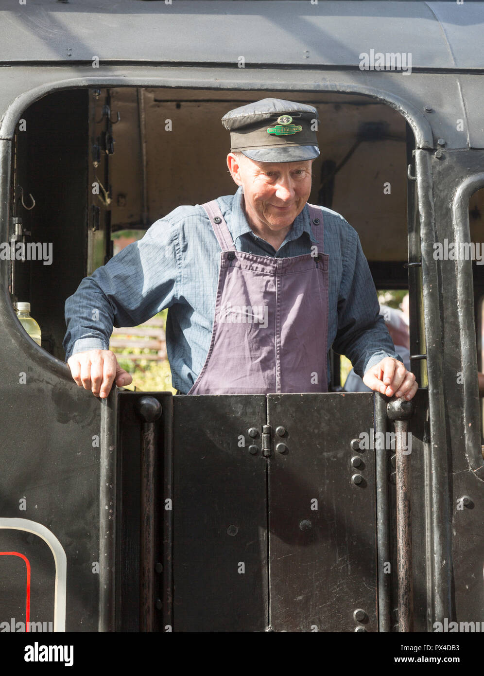 BR Standard Class 4 80104 steam locomotive train engine at railway ...