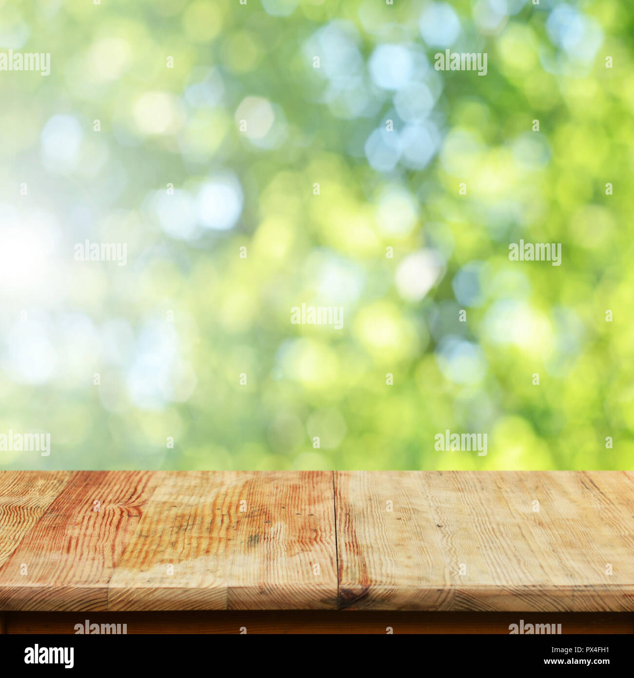 Empty table for display montages Stock Photo - Alamy