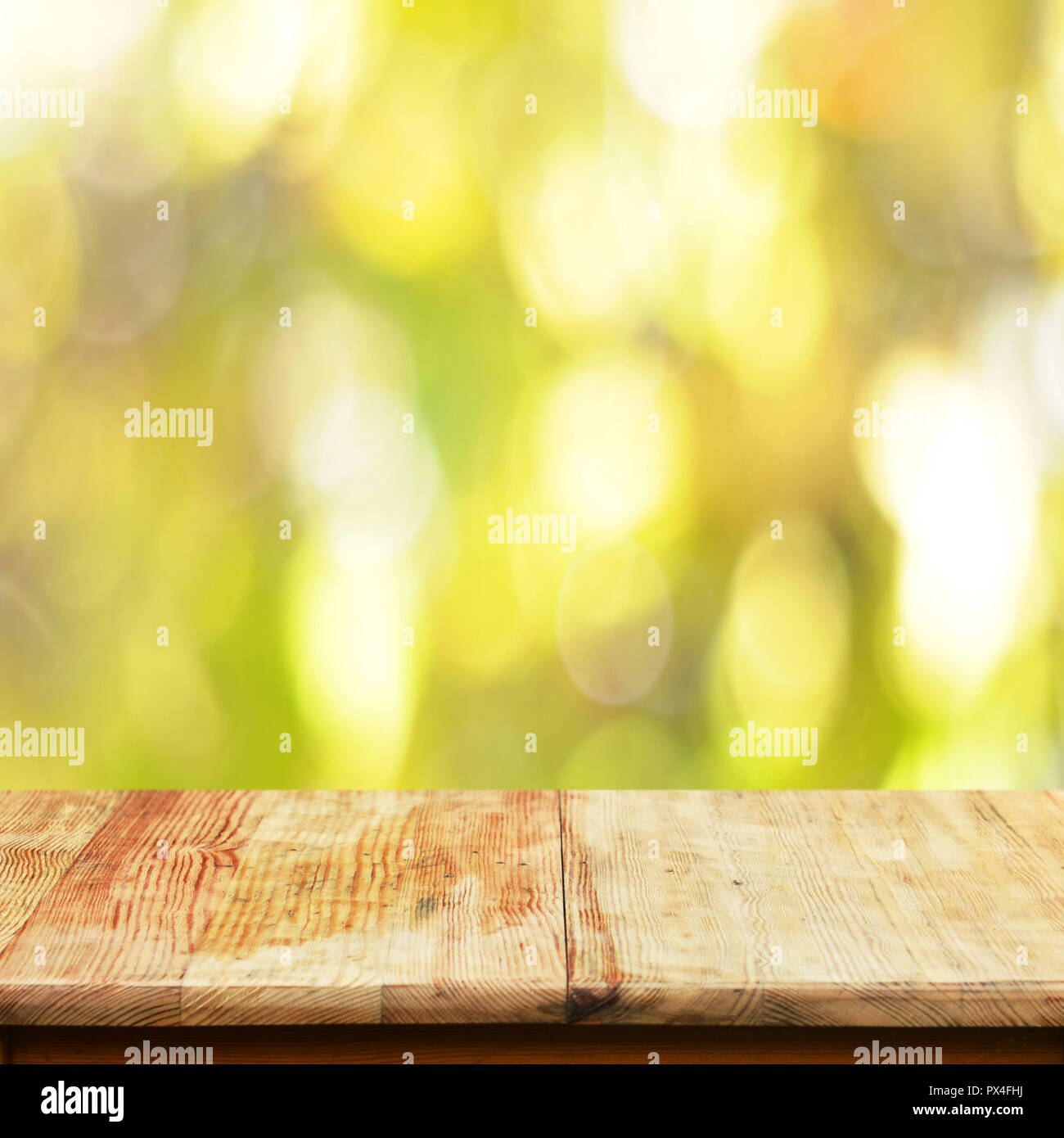Empty table for display montages Stock Photo - Alamy