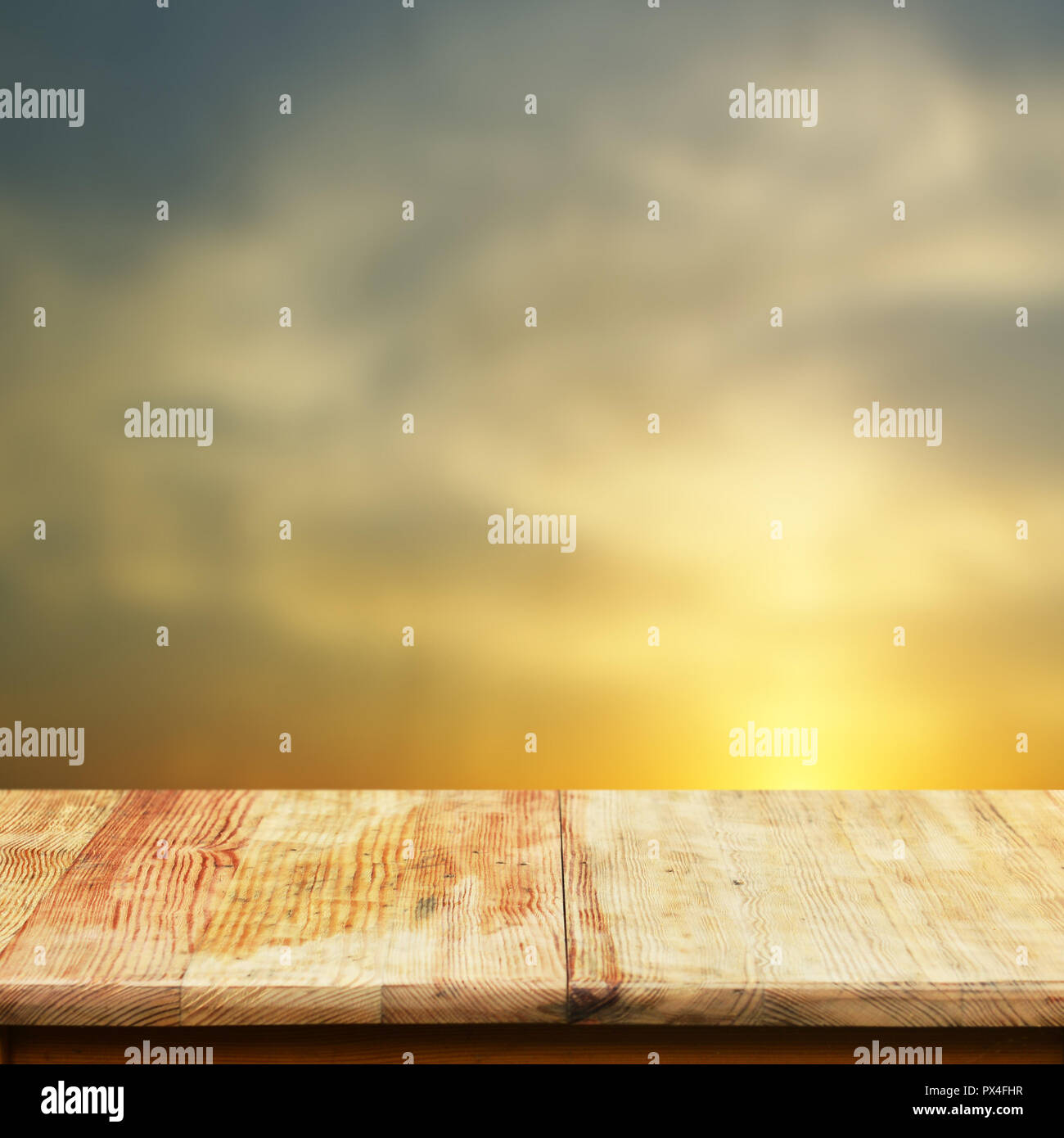 Empty table for display montages Stock Photo - Alamy