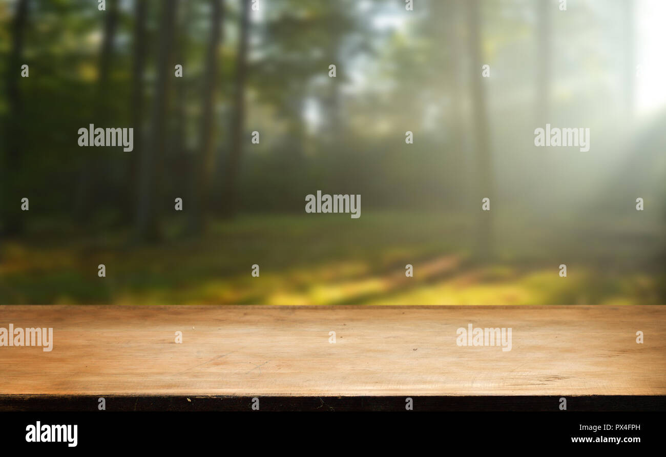 Empty table for display montages Stock Photo - Alamy