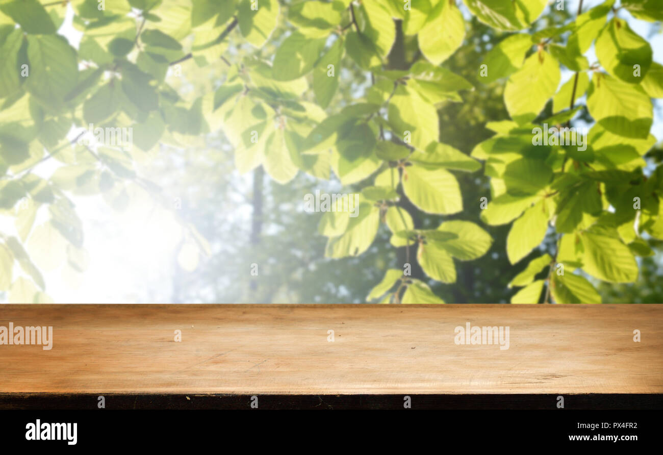 Empty table for display montages Stock Photo - Alamy