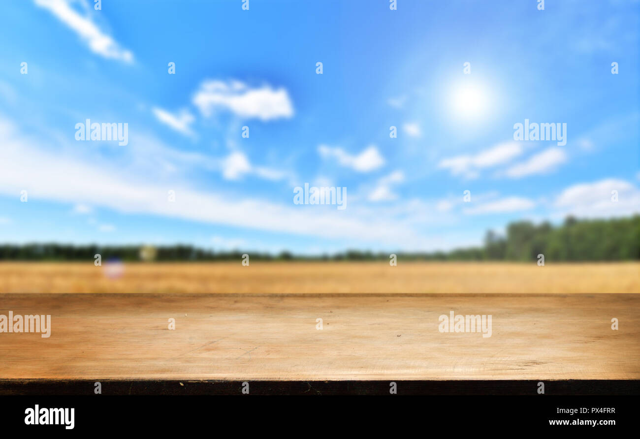 Empty table for display montages Stock Photo - Alamy