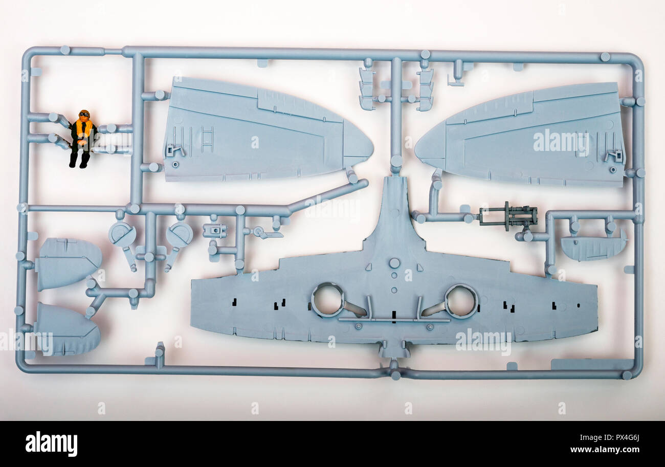 Spitfire parts hi-res stock photography and images - Alamy