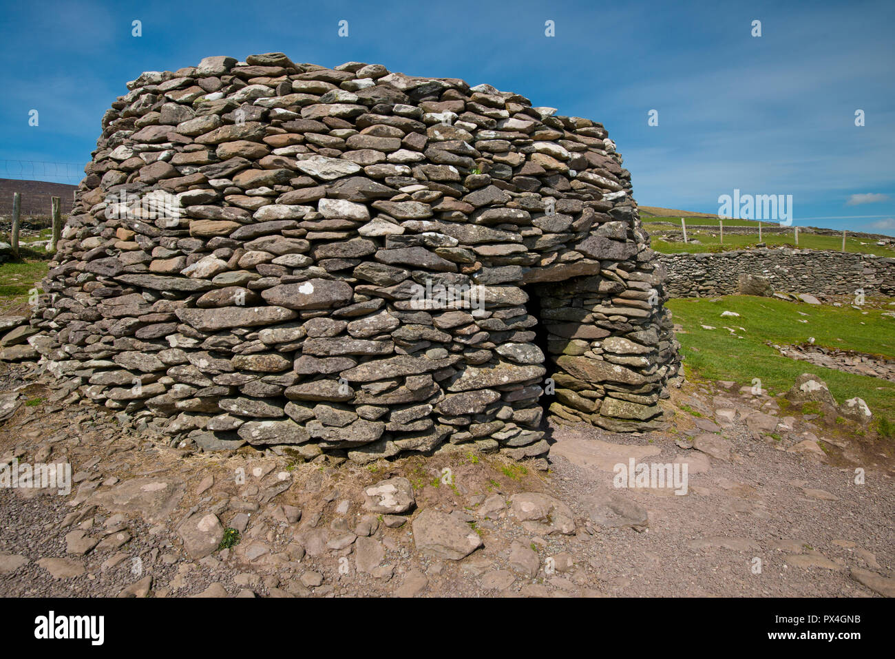 Stone age huts hi-res stock photography and images - Alamy