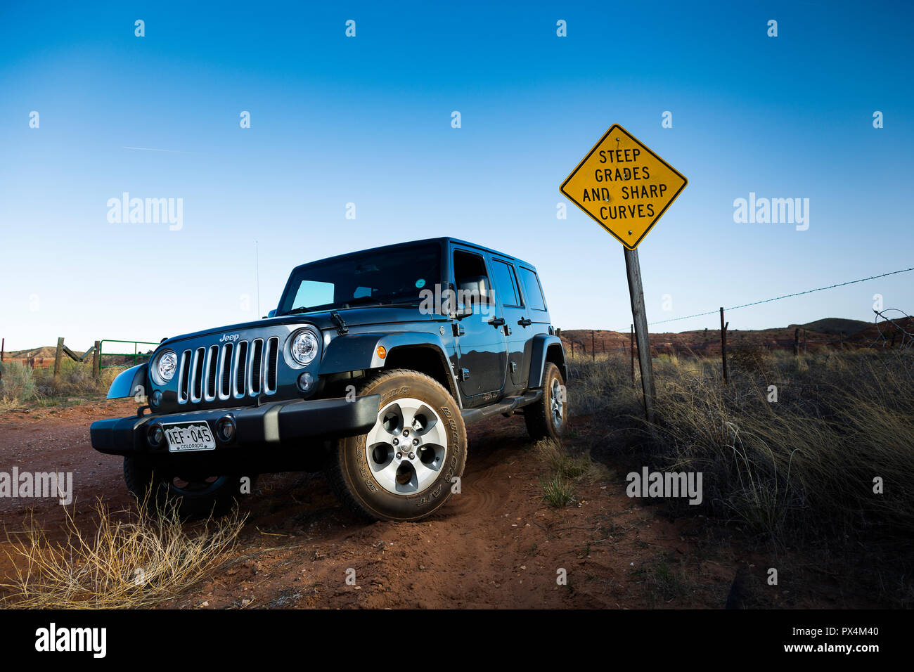 Arizona road sign desert hi-res stock photography and images - Alamy