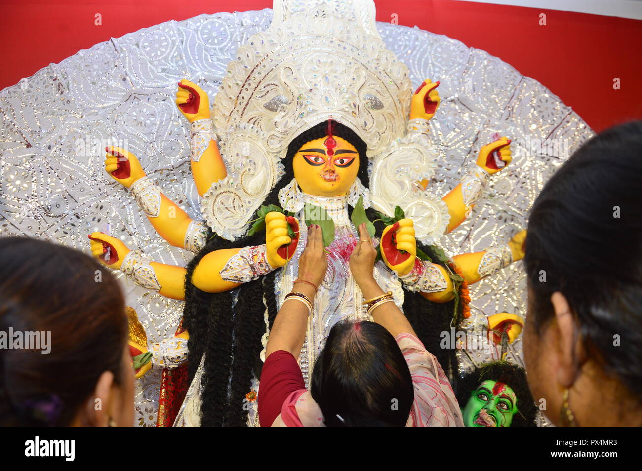 Durga Puja / Navratri in kolkata, India ends with the celebration of ...