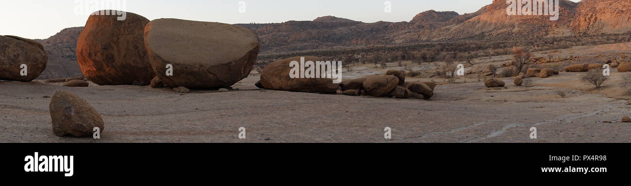Bull's Party, Ameib Farm, Erongo Gebirge, Namibia, Afrika Stock Photo ...