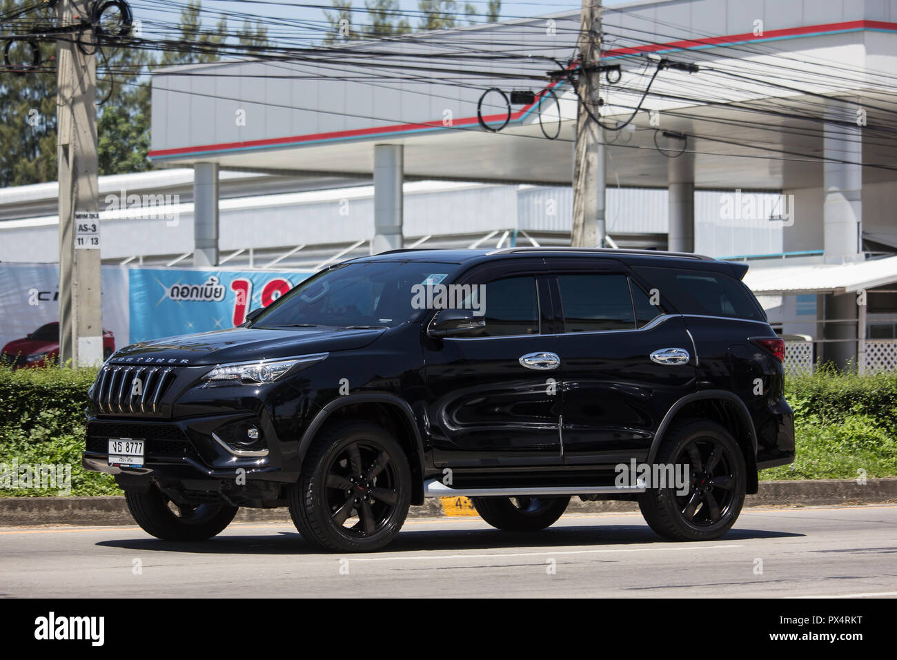 Toyota Fortuner Black Modified