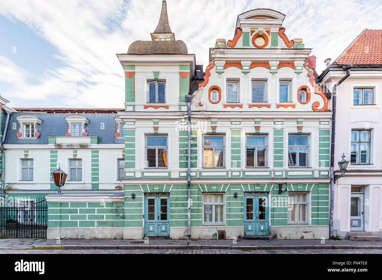 Traditional estonian house hi-res stock photography and images - Alamy