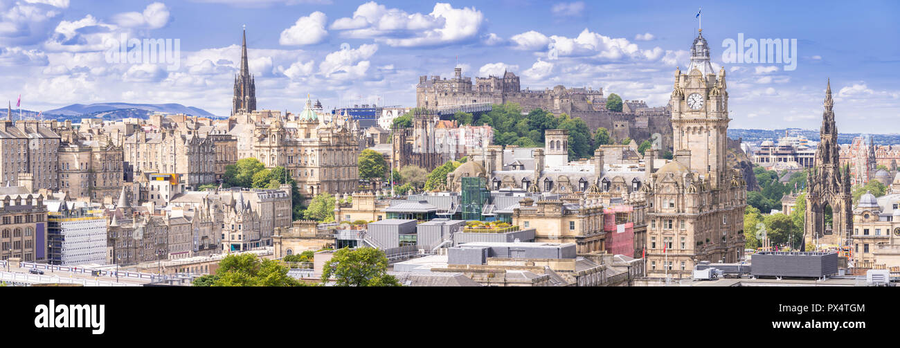 Edinburgh castle panoramic hi-res stock photography and images - Alamy