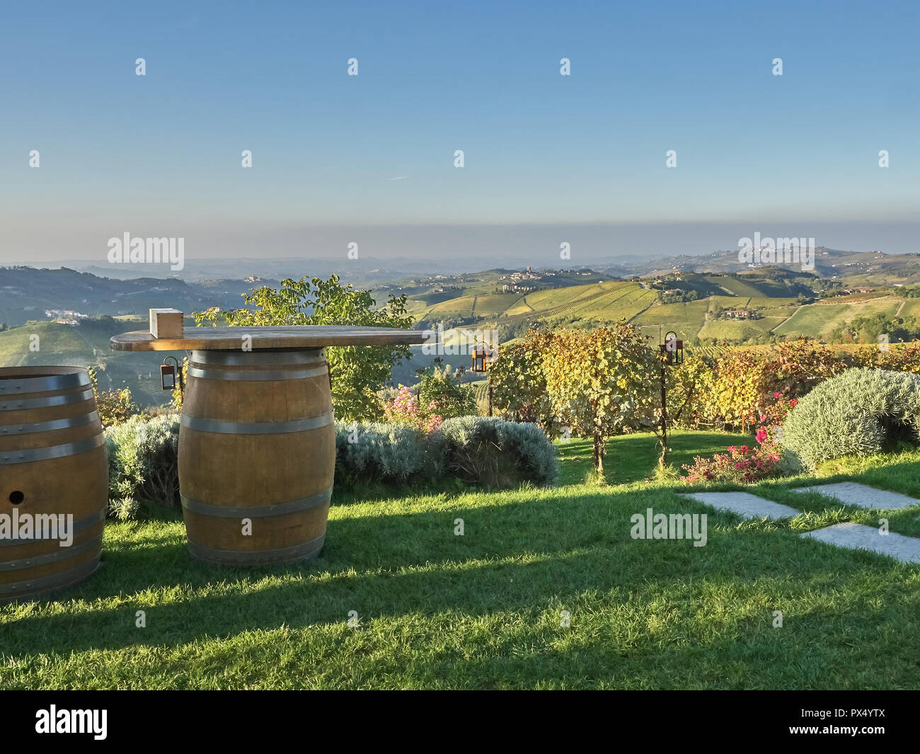 Underwater burrows hi-res stock photography and images - Alamy