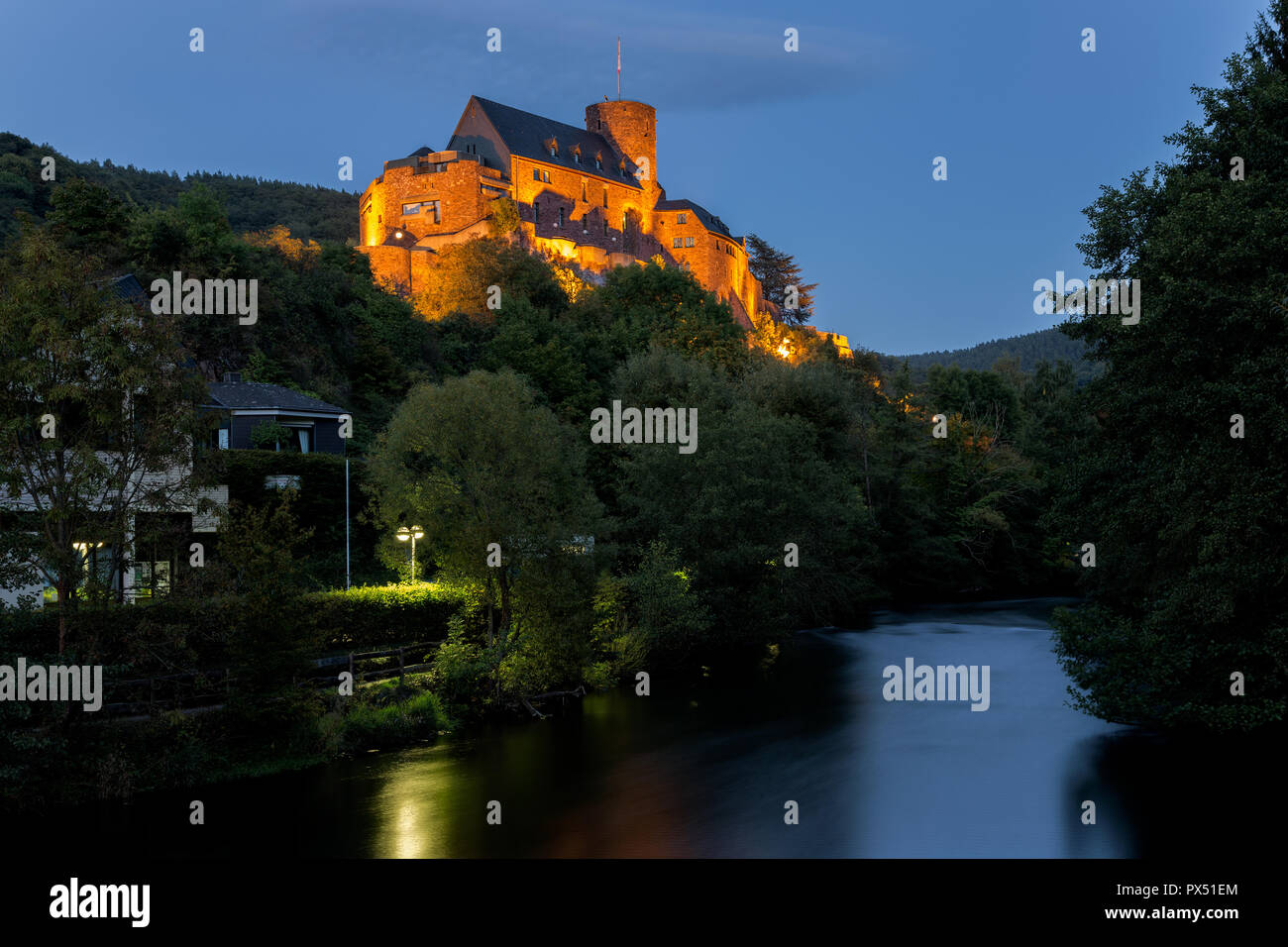 Hengebach castle hi-res stock photography and images - Alamy