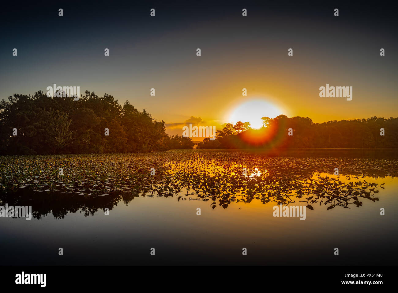 Little virginia lake hi-res stock photography and images - Alamy