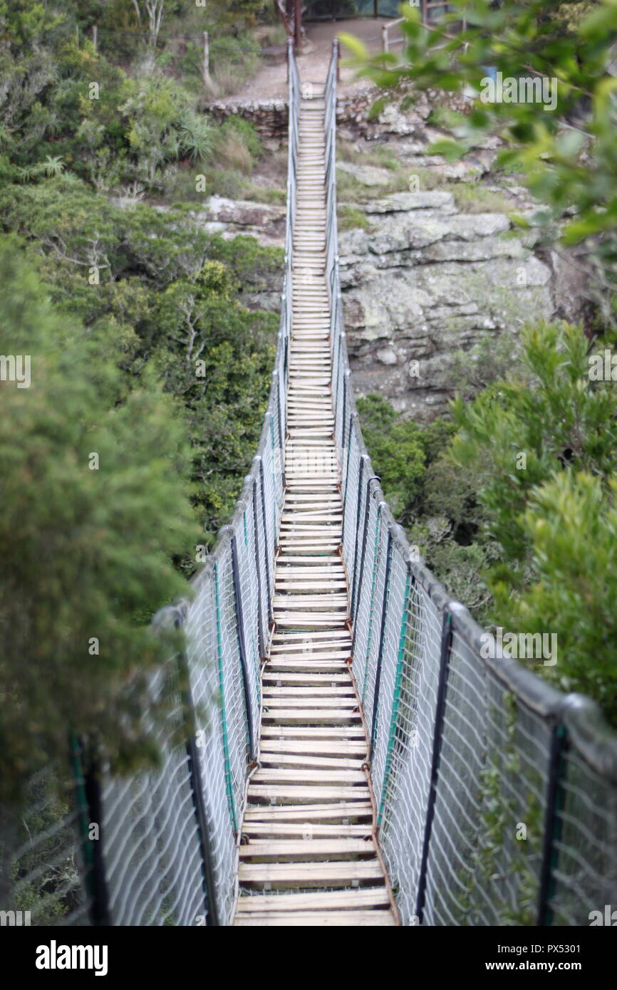 Suspension bridge side view hi-res stock photography and images - Alamy