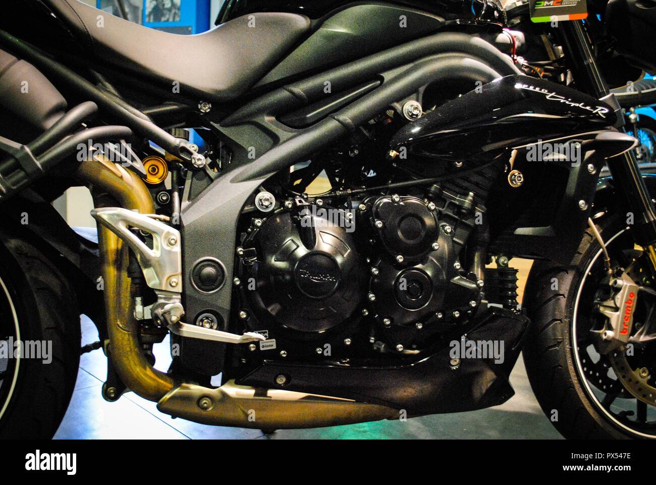 Black triumph motorcycle hi-res stock photography and images - Alamy