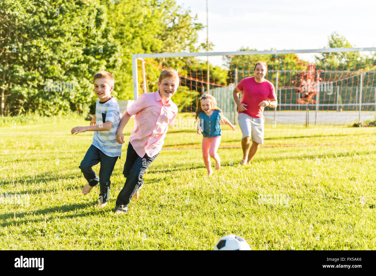 Soccer happy teenager hi-res stock photography and images - Alamy