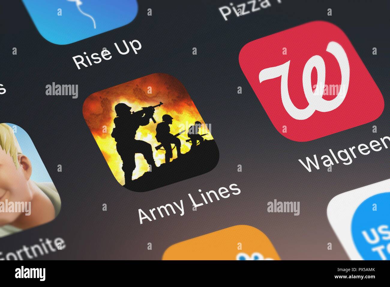 Army lines hi-res stock photography and images - Alamy