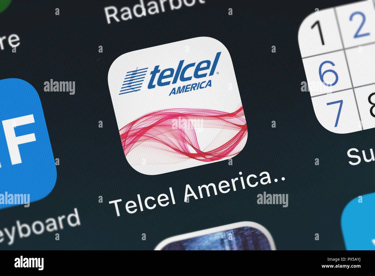 Telcel america direct international calls hi-res stock photography and ...
