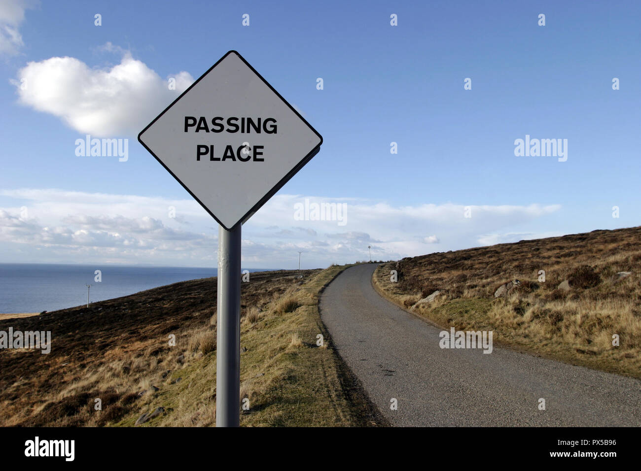 Let traffic pass hi-res stock photography and images - Alamy