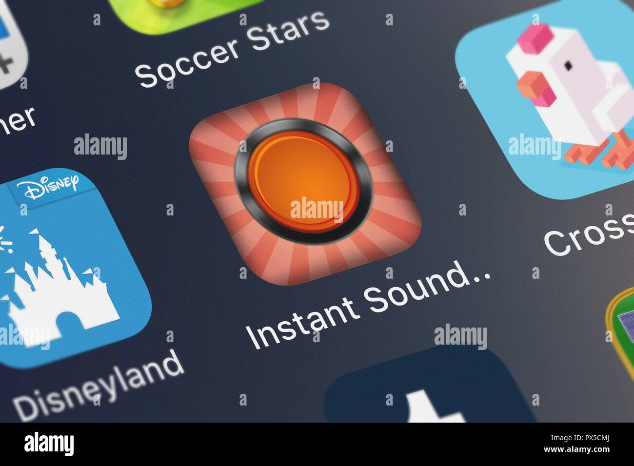 Instant sound effects 2 hi-res stock photography and images - Alamy