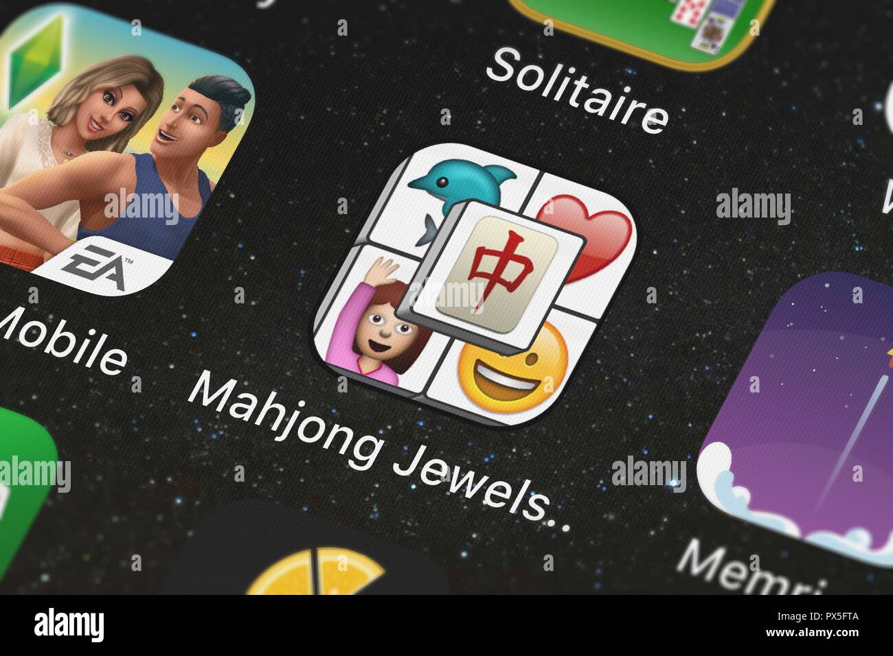 Mahjong jewels solitaire hi-res stock photography and images - Alamy