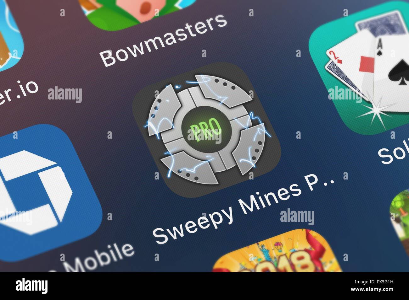 Sweepy mines pro minesweeper hi-res stock photography and images - Alamy