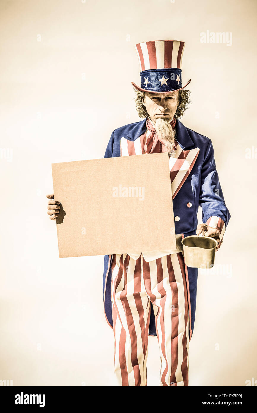 Handout hi-res stock photography and images - Alamy