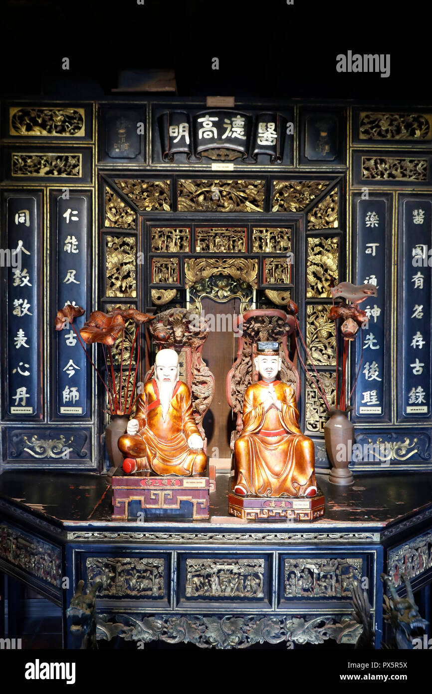Museum of Traditional Vietnamese Medicine. Statues of prominent ancient ...