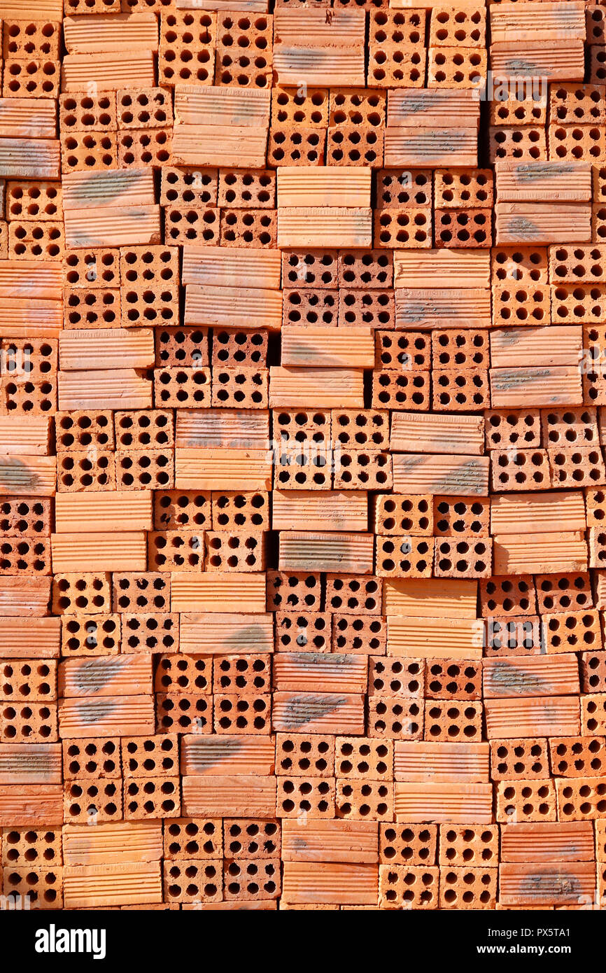 House bricks hi-res stock photography and images - Alamy