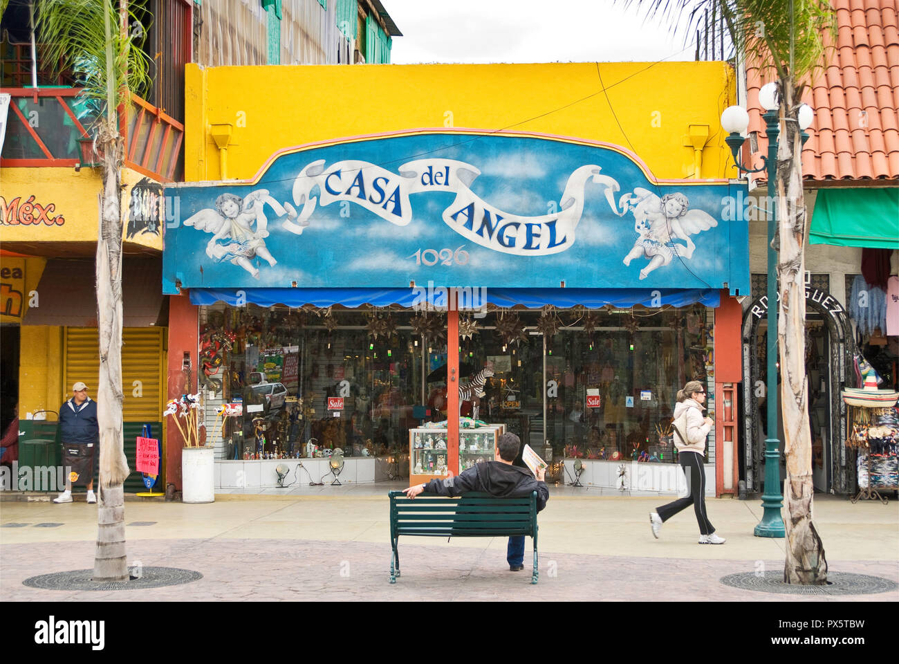 Avenida revolución tijuana hi-res stock photography and images - Alamy