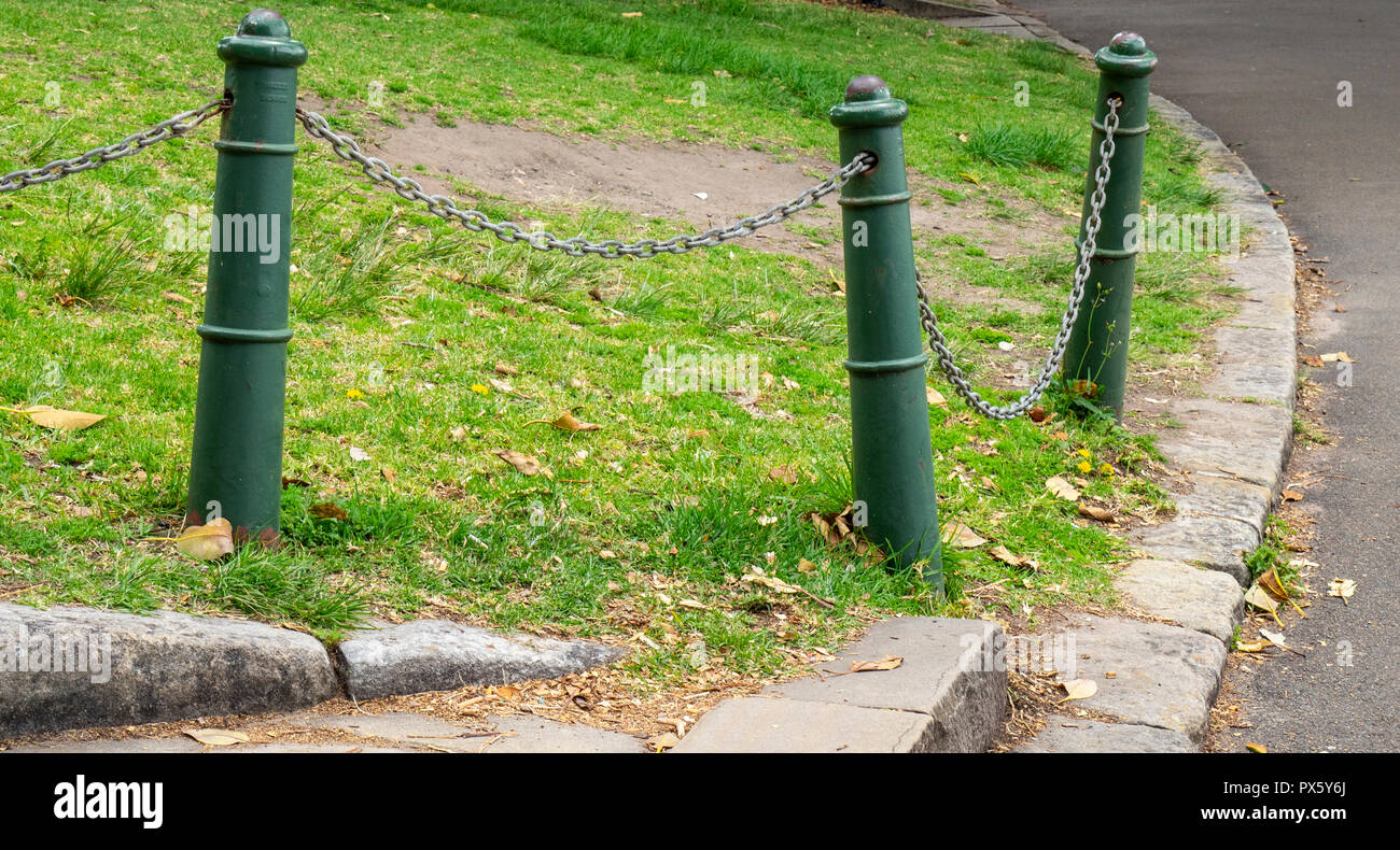 Green metal bollard bollards hi-res stock photography and images - Alamy
