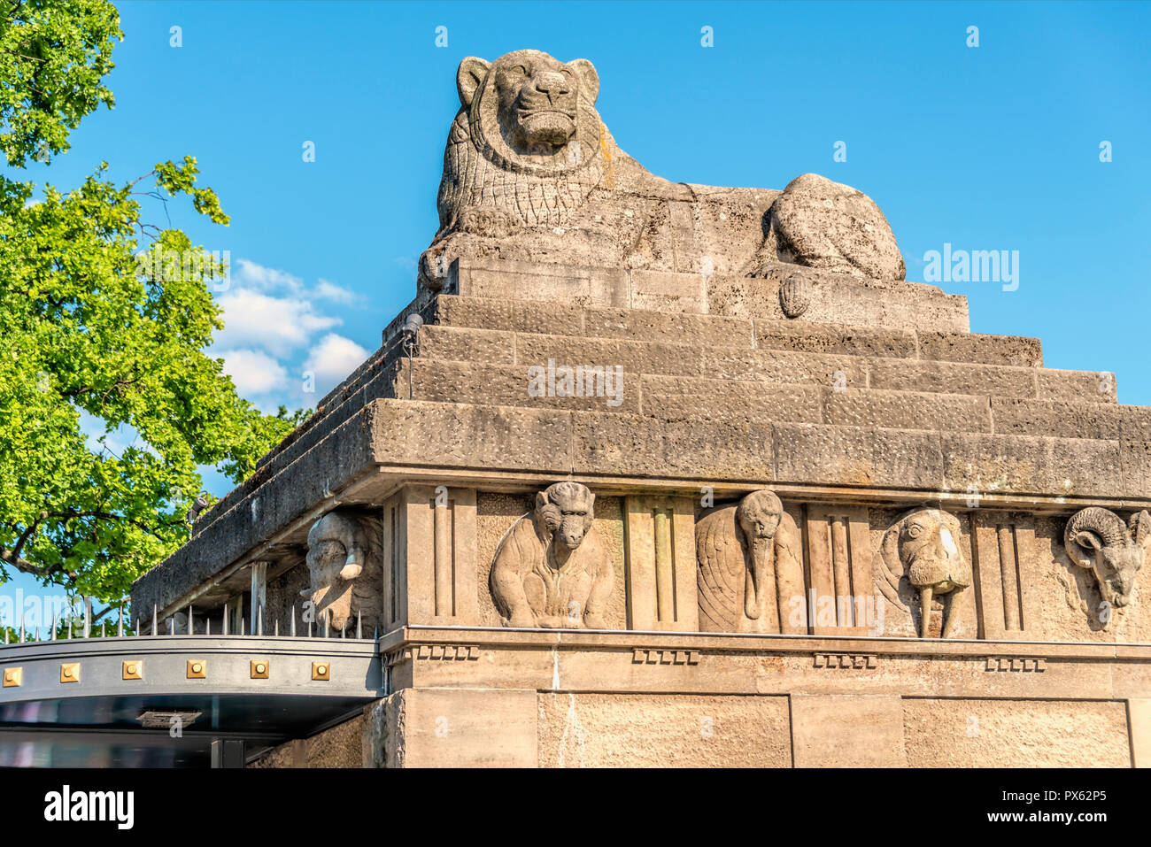 Lion scupture at the entrance Gate to Berlin Zoo, Germany Stock Photo ...