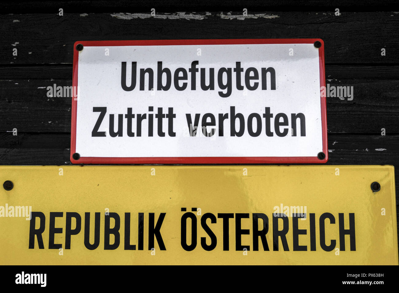Sign Federal Ministry Stock Photo - Alamy