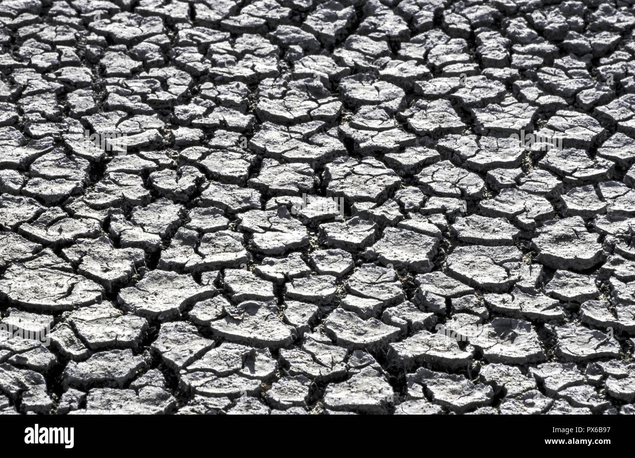 Clods of dry soil Stock Photo - Alamy