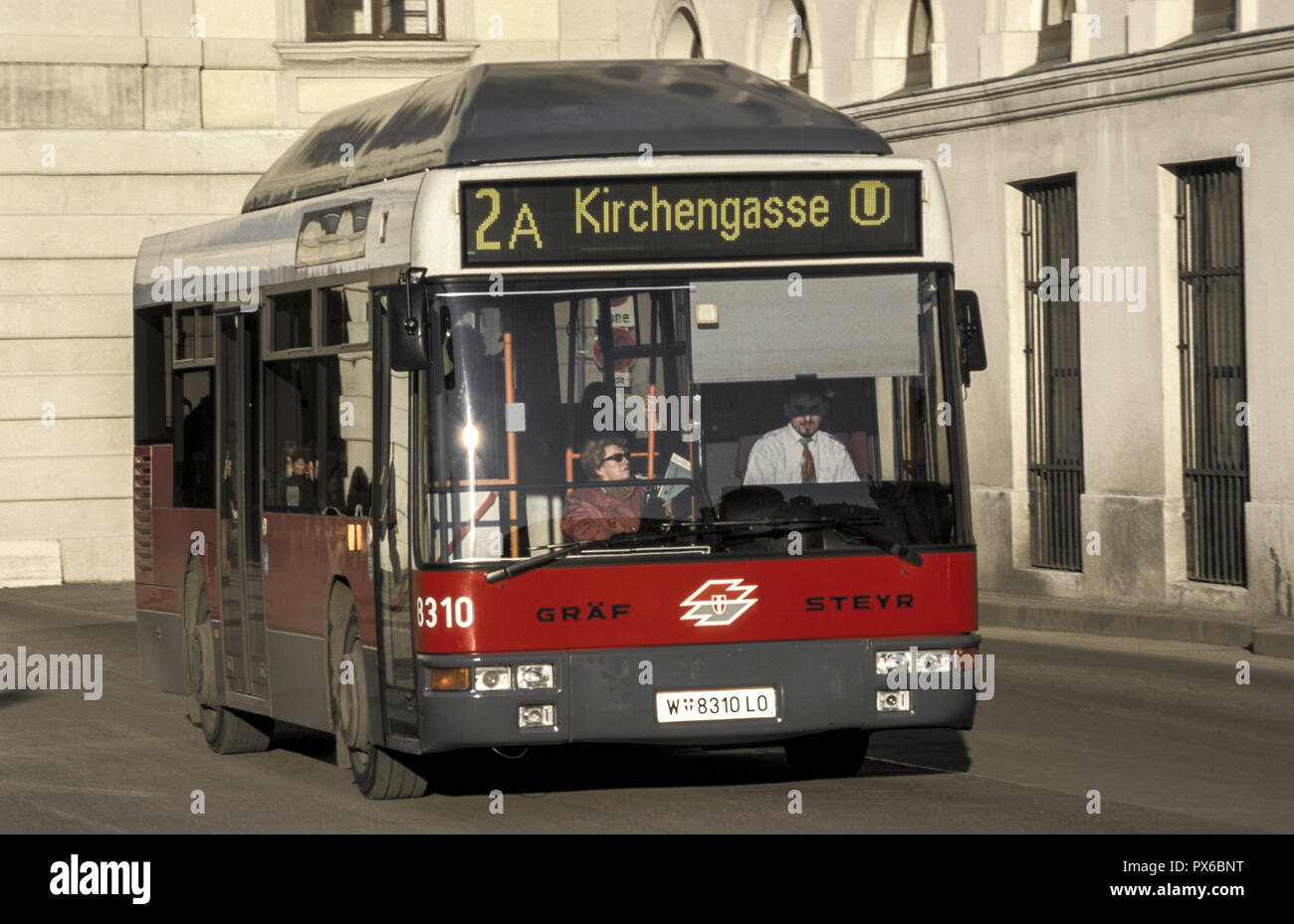 Bus, Austria, Vienna, traffic, diverse Stock Photo - Alamy