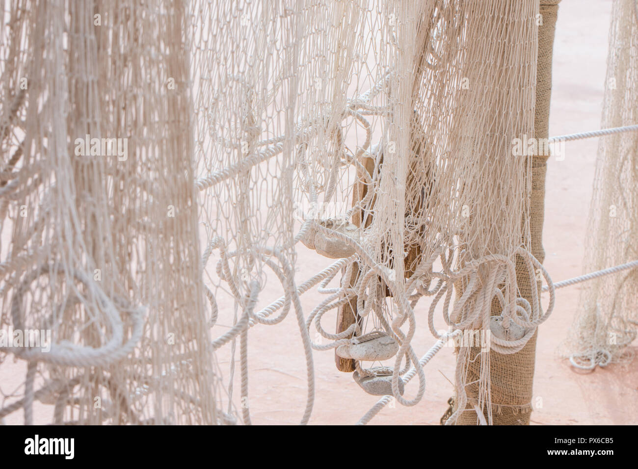 white fishing net Stock Photo - Alamy