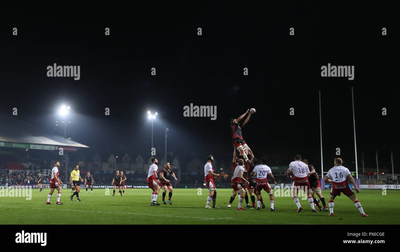 Dragons Matthew Screech wins a lineout during the European Challenge ...