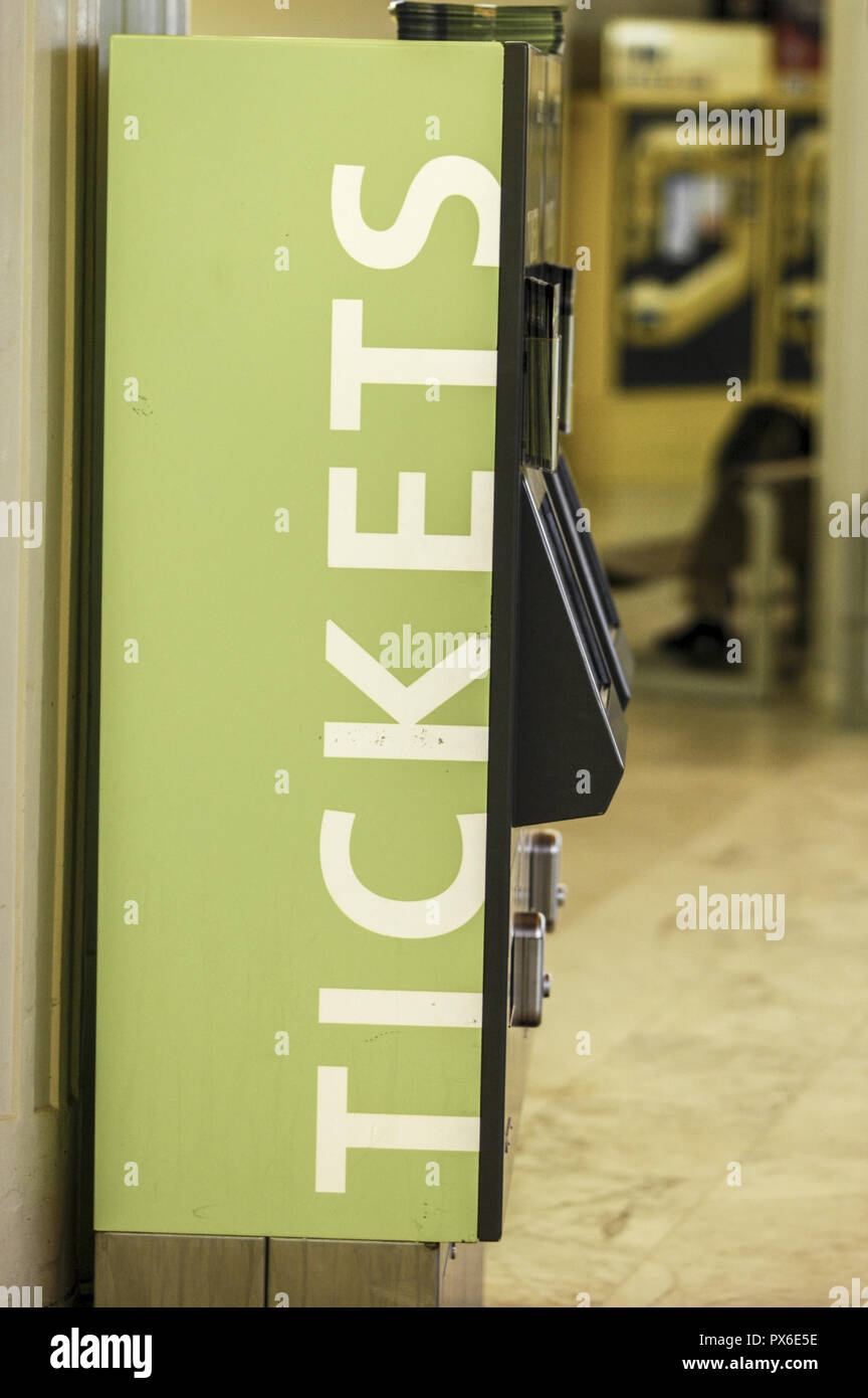 Vienna, City Airport Train, CAT, ticket machine, Austria, traffic Stock ...