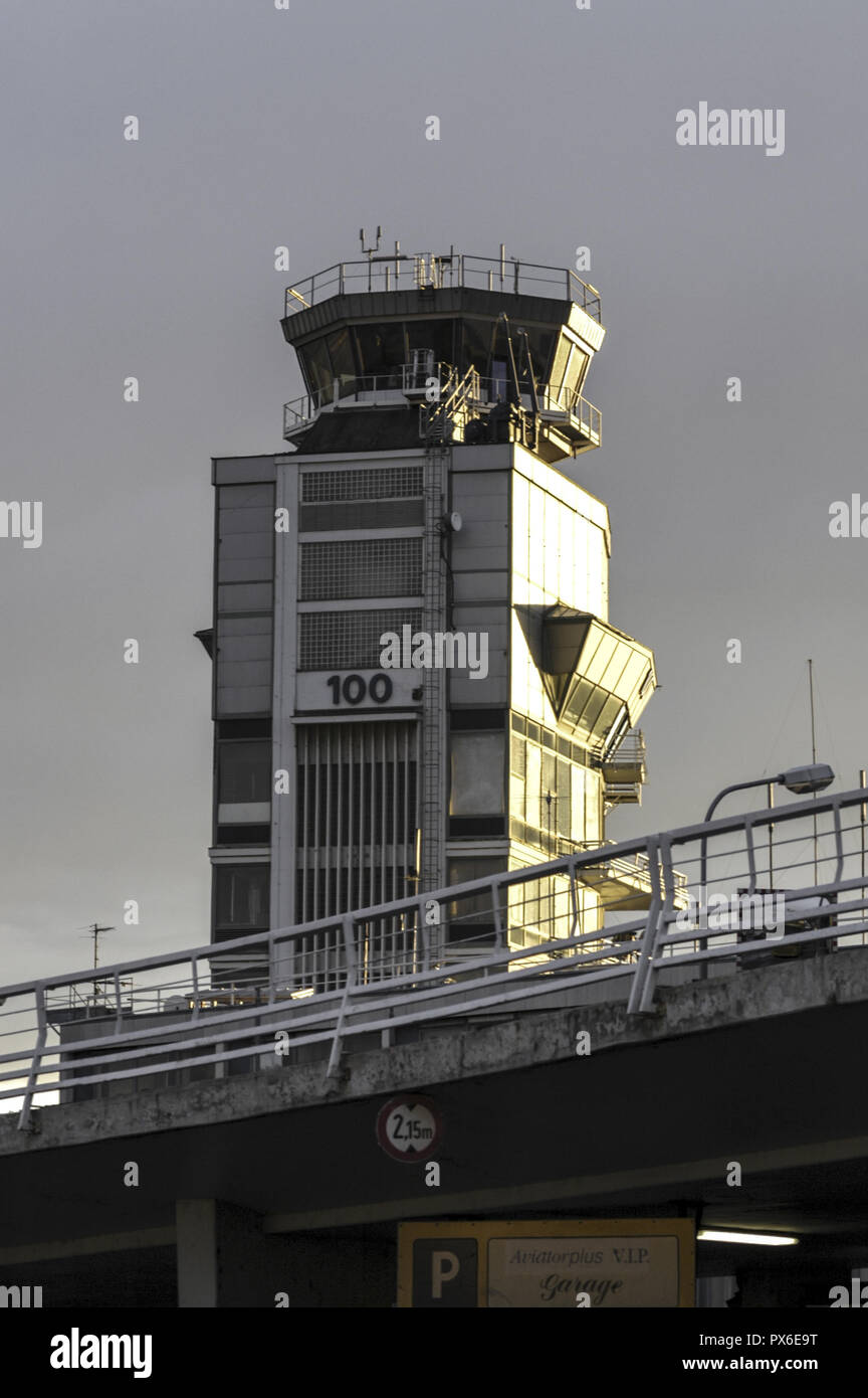 International Airport Vienna at Wien Schwechat, control tower ...