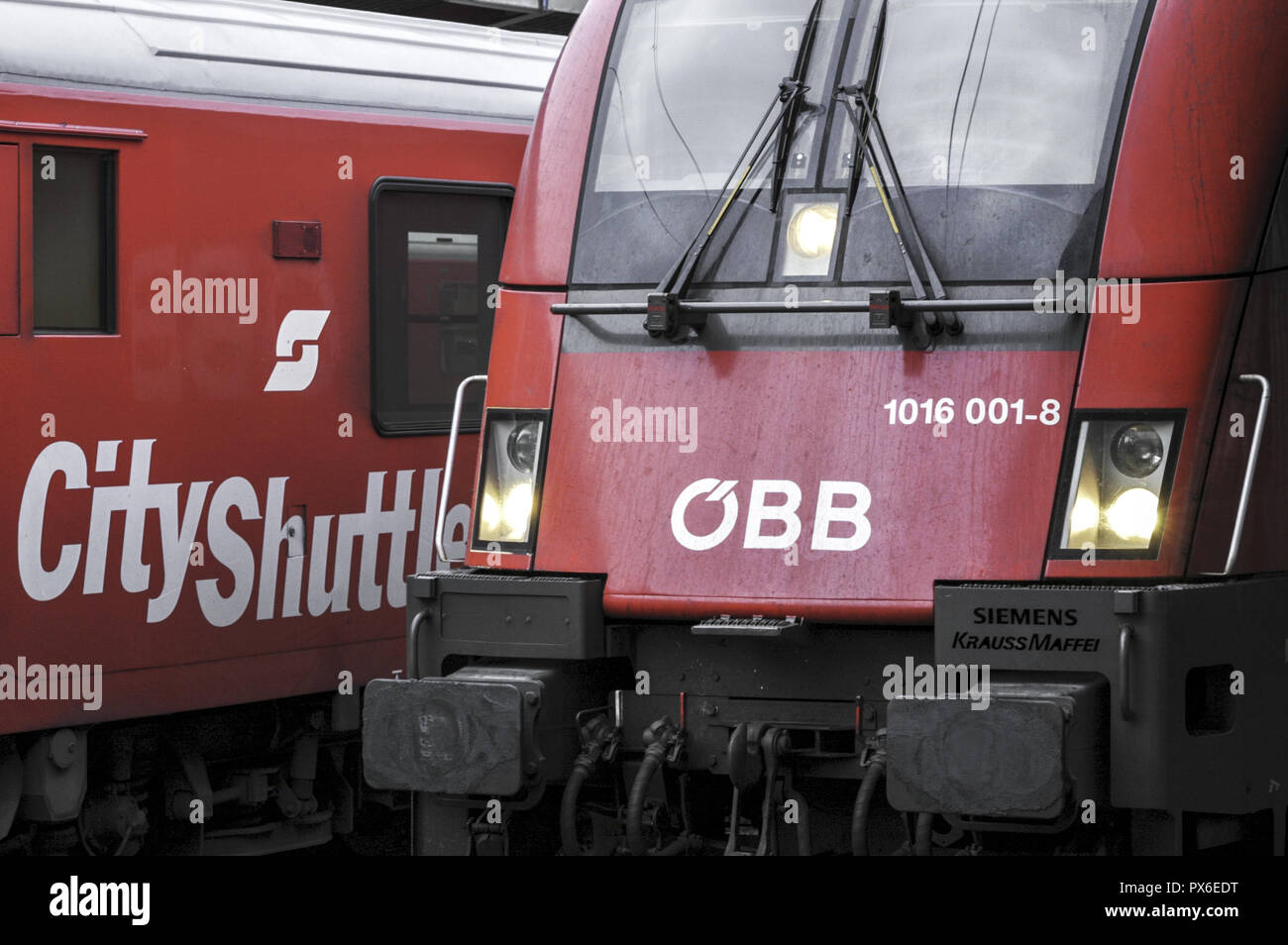 Oebb logo hi-res stock photography and images - Alamy