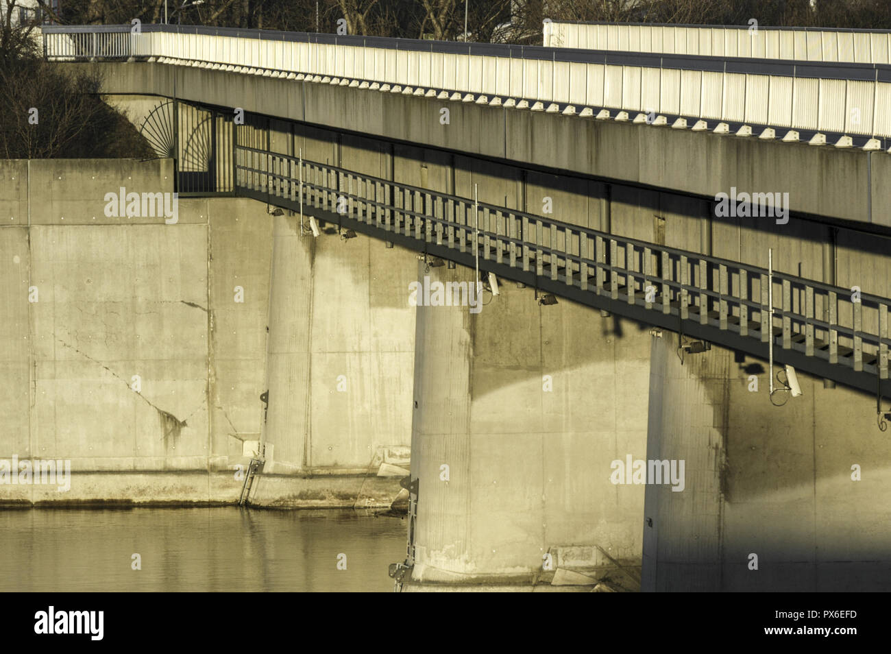 Vienna, river Danube, bridge with support columns, Austria, Lower ...