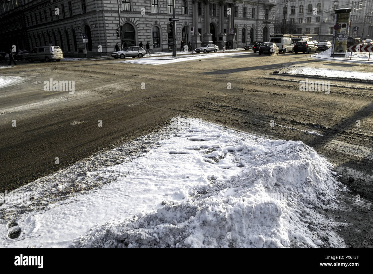 Winter in Vienna, snow Stock Photo - Alamy
