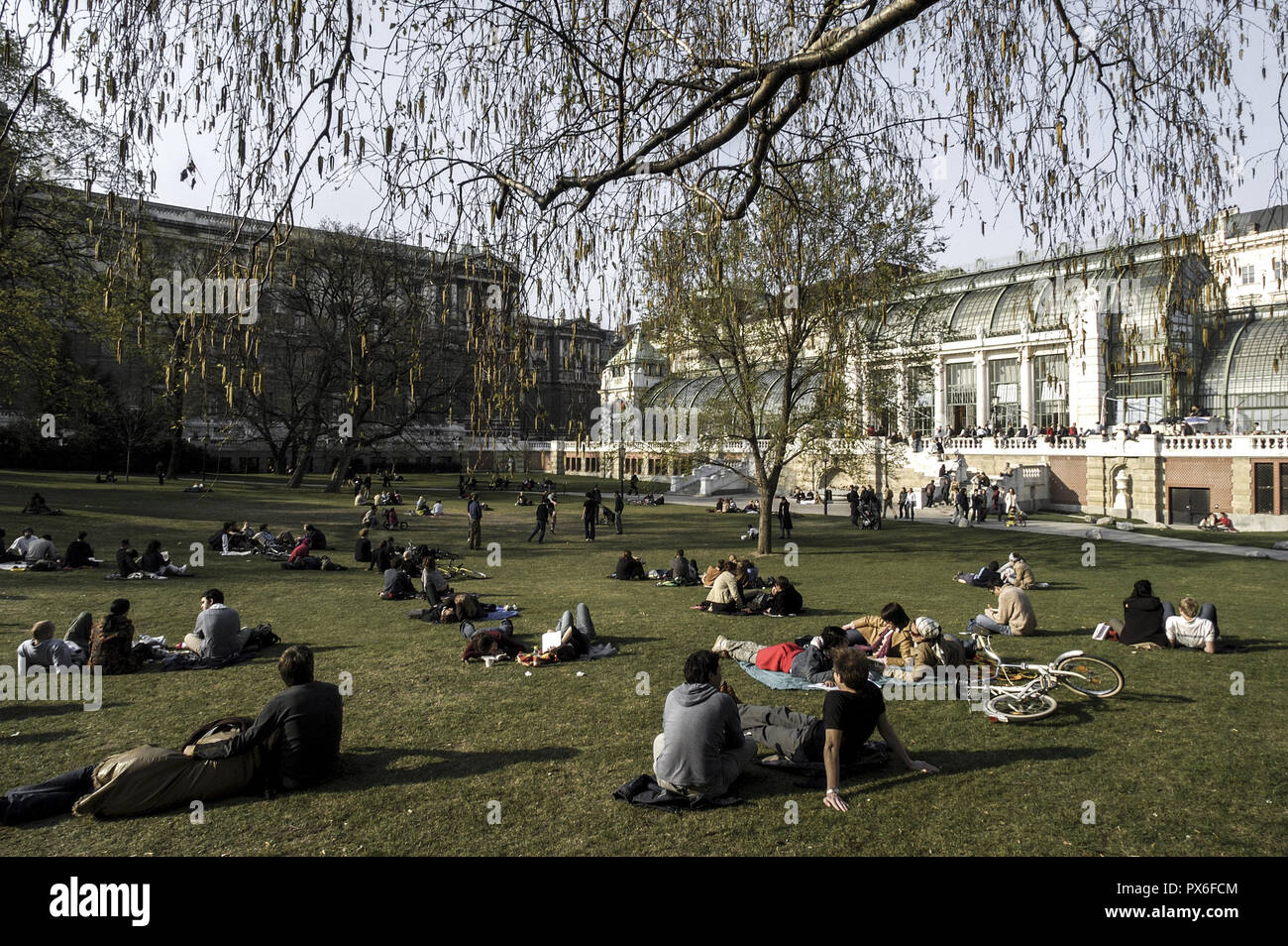 Park Burggarten, Austria, Vienna, 1. district, Burggarten Stock Photo ...