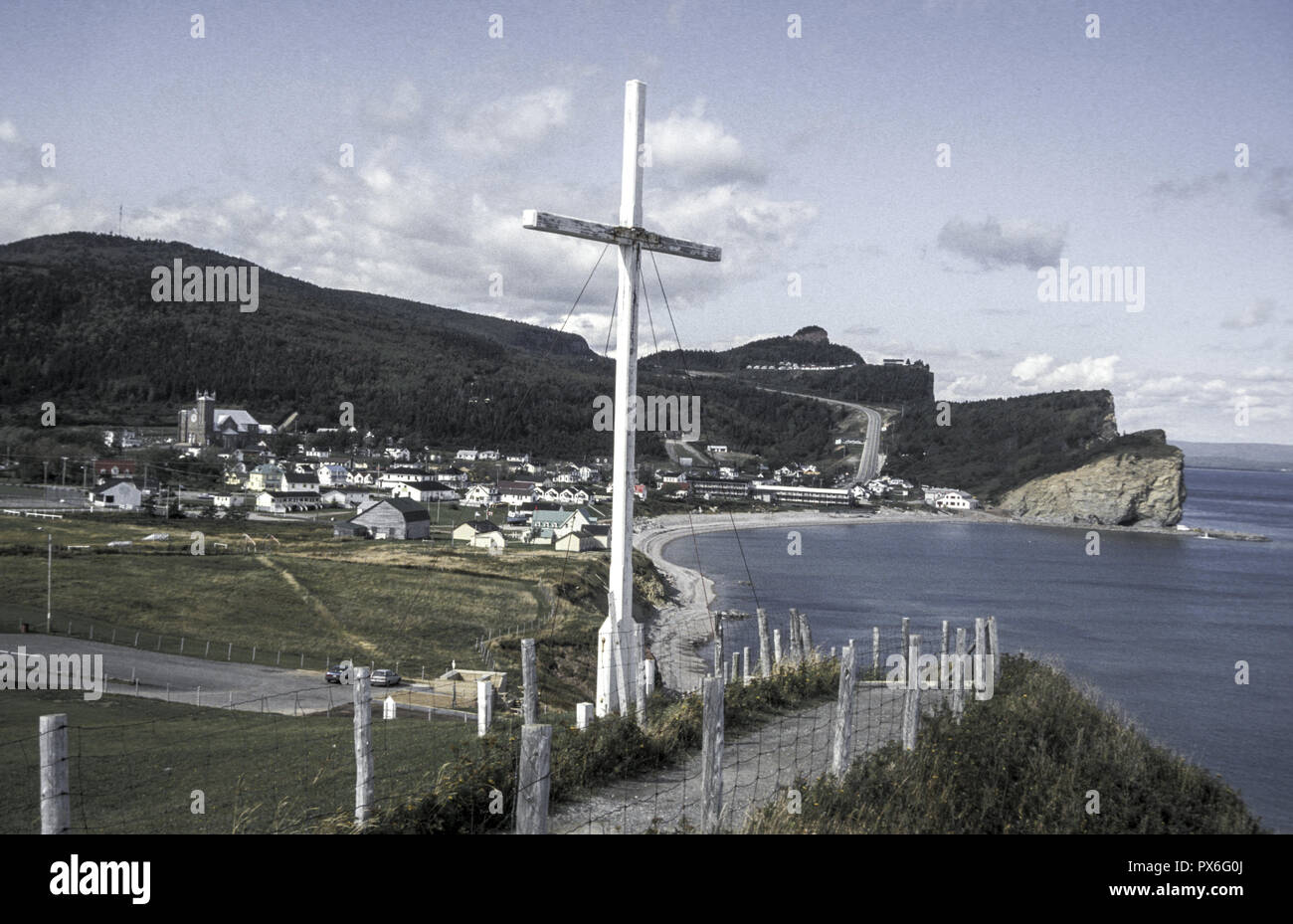 Cross of gaspé hi-res stock photography and images - Alamy