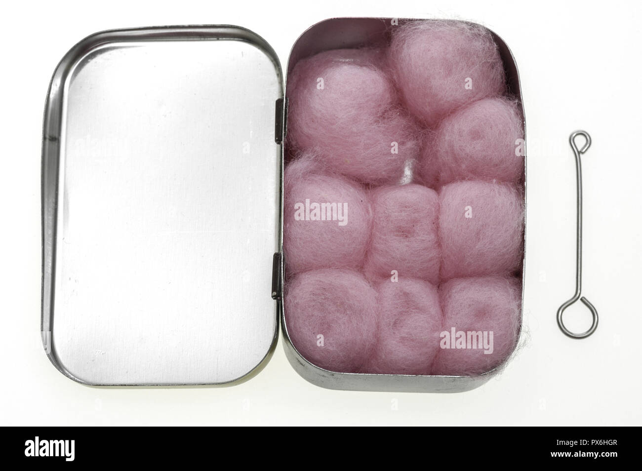 Cotton mould hi-res stock photography and images - Alamy