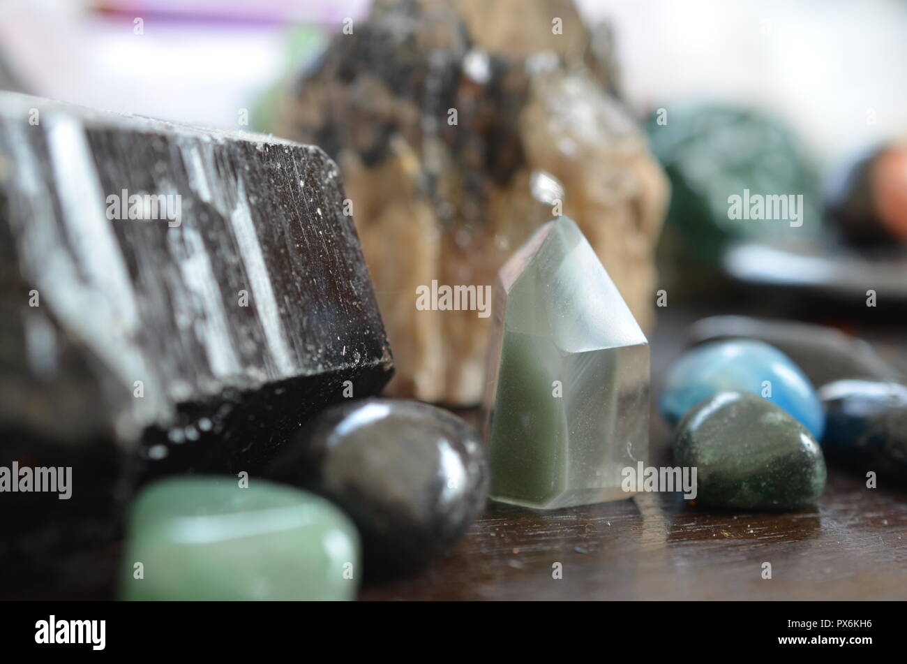Green phantom quartz hi-res stock photography and images - Alamy